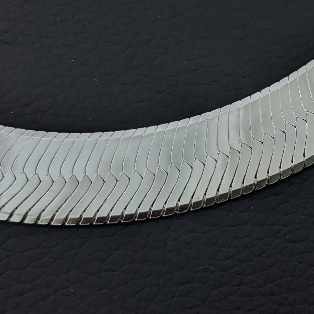 ヴィンテージ イタリアンシルバー925 ヘリンボーンチェーン ネックレス 49.1g – defsilver