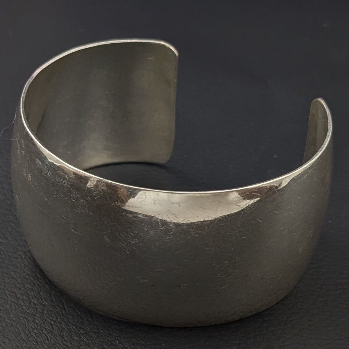 ヴィンテージシルバー925 バングル 41.5g – defsilver