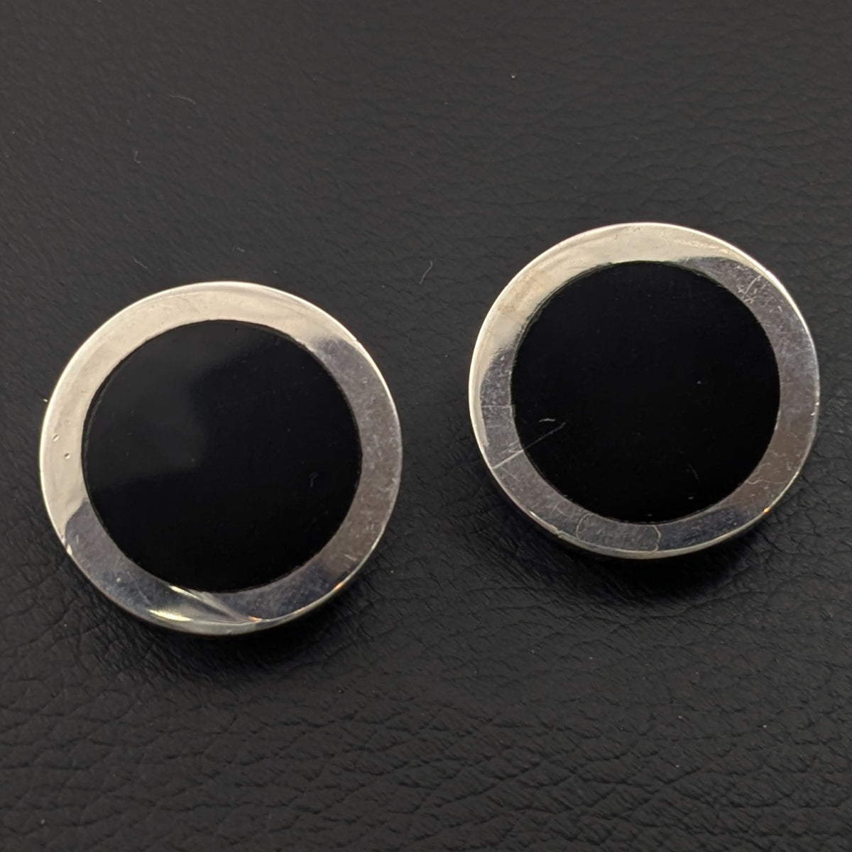 ヴィンテージ メキシカンシルバー925 インレイ オニキス イヤリング 19g – defsilver